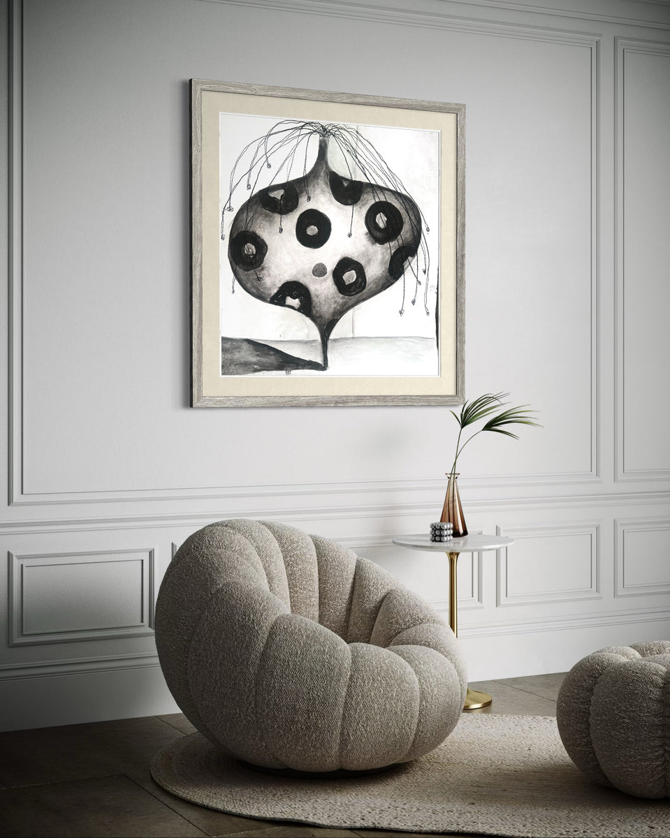 Black & White Spotted Vase – sharonpeterkin